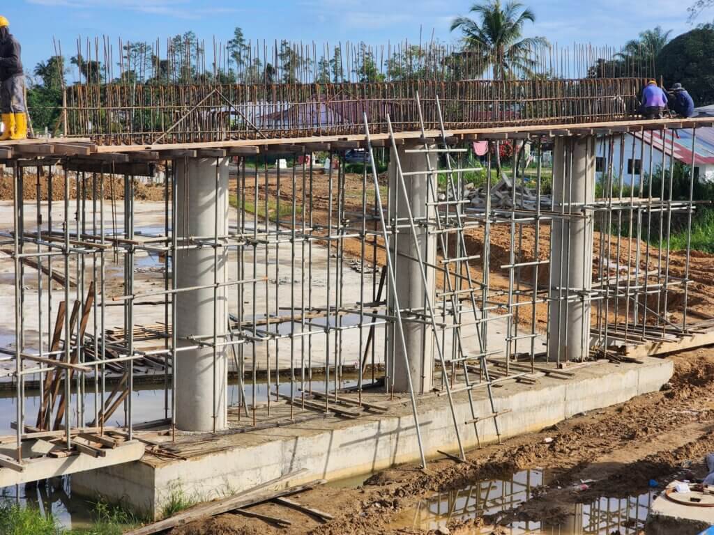 Upgrading Pan Borneo Highway Sabah from Bongawan to Papar – Bridge over ...
