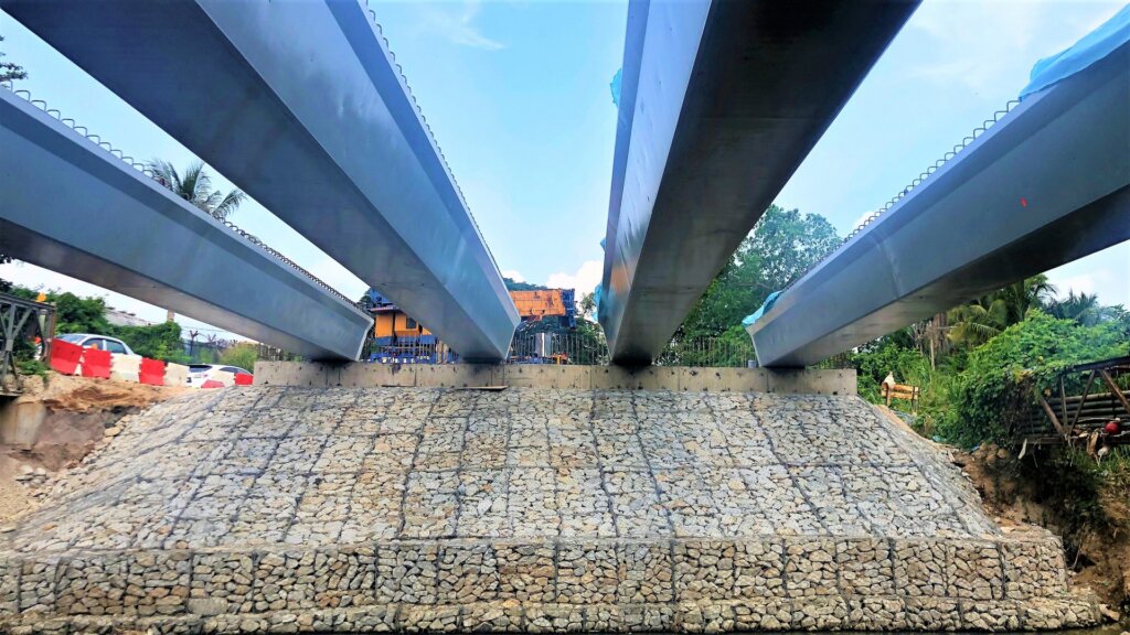 Another 35m Single Span DURA bridge Crossing Sungai Pinji at Ipoh ...