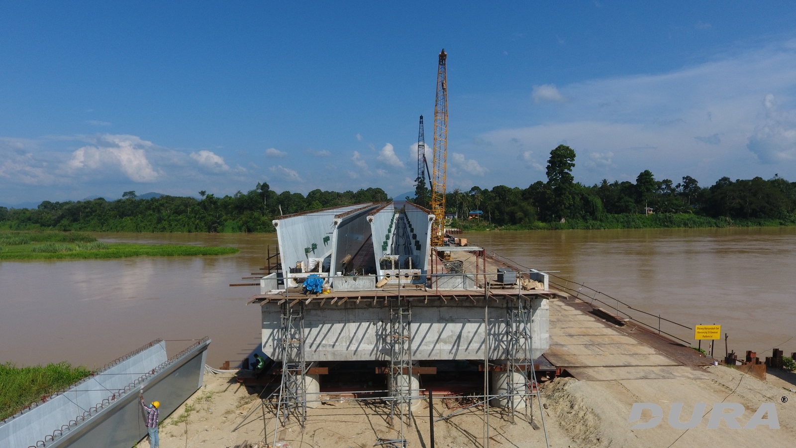 Five Spans UHPC Composite Bridge from Kg. Seberang Manong to Pekan Manong - DURA® Technology Sdn Bhd
