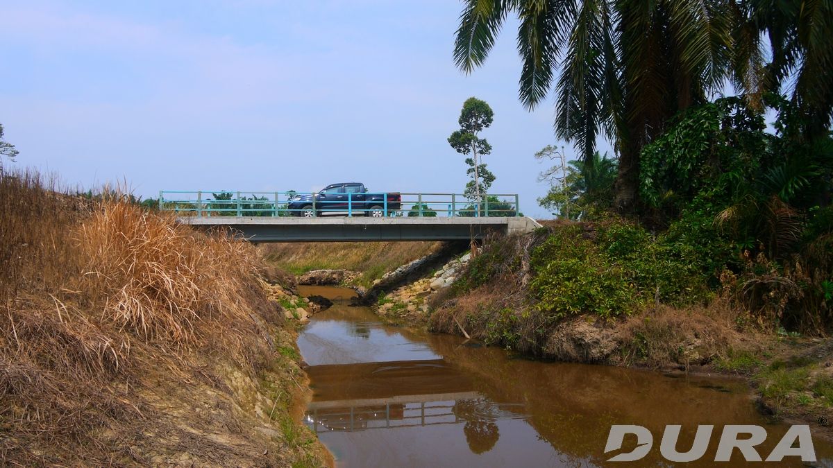DURA Light-Weight Bridge System Used in Farm Area - DURA® Technology ...