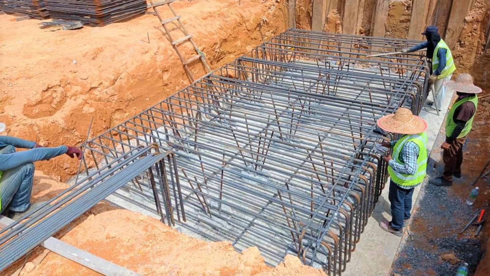 Upgrading the Bridge at Sungai Menora for 52m UHPFRC - DURA® Technology ...