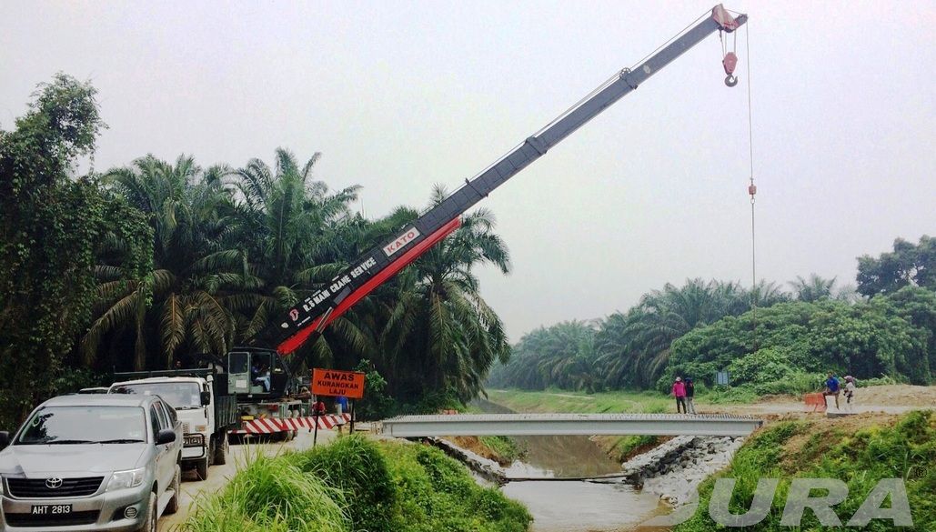 DURA Light-Weight Bridge System Used in Farm Area - DURA® Technology ...